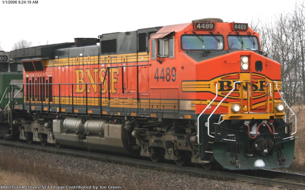 BNSF 4489